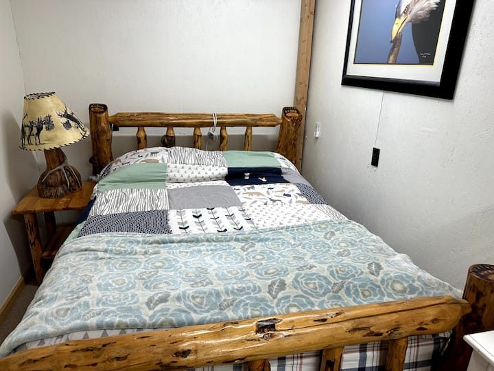 Private Apartment In Hanger - Sterling, AK