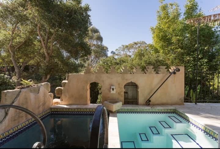 Stylish Santa Barbara Sanctuary, 5 Min To Downtown - Santa Barbara, CA