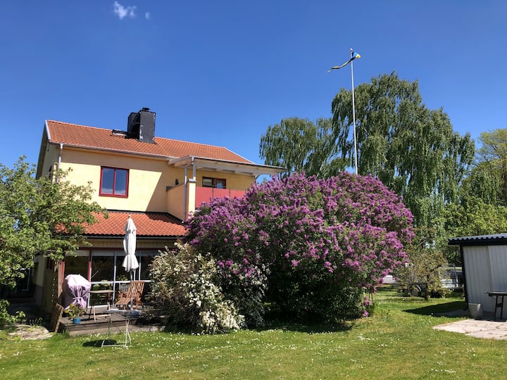 Rymlig Och Central Familjevilla. - Visby