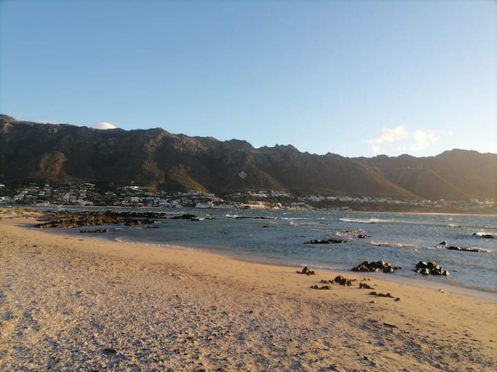 Huisie By Die C (Gordonsbay) - Grabouw