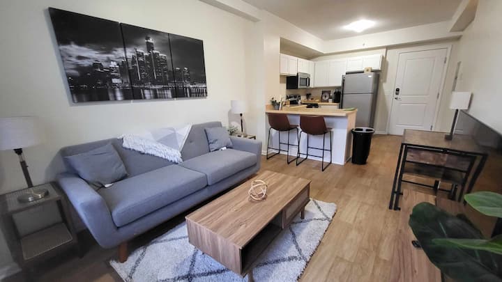 Prime City Center Location! 2br Near Everything! - Detroit, MI