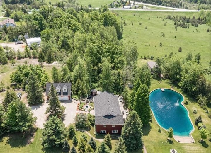 Sheriff Family Cottage - Orangeville