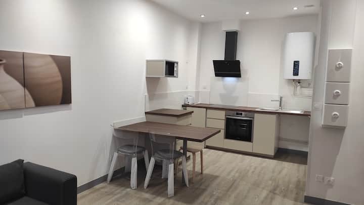 Appartement Agréable Et Lumineux - 1er éTage - Cusset