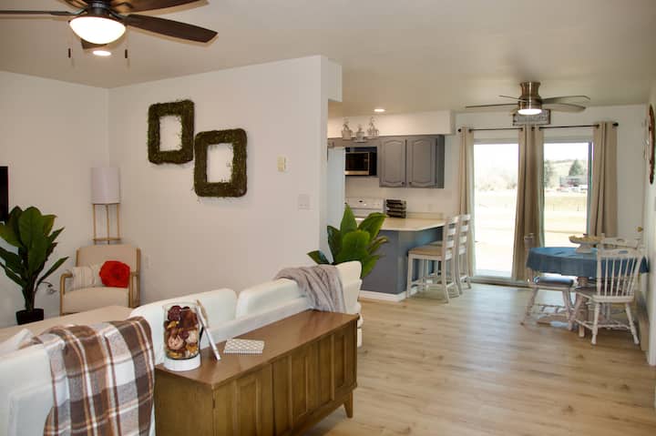 Ranch-style Retreat - Great Falls, MT