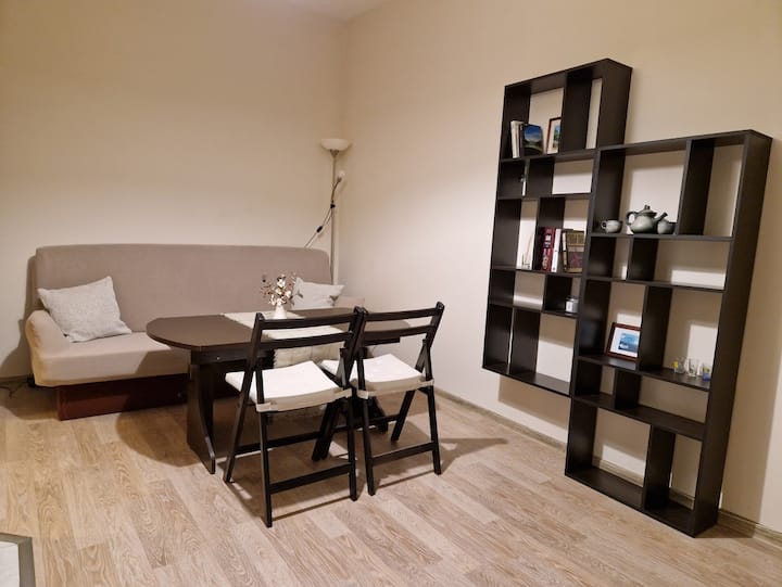 Letnitsa One Bedroom Apartment Near Metro - 소피아