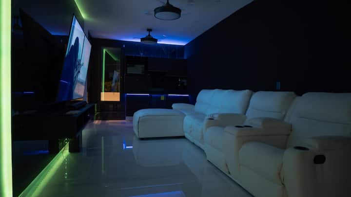 Ajanahouse, Cine, Gym, Alberca Climatizada - Manzanillo, Colima, Mexico