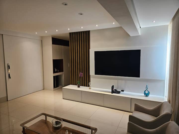 Apartamento Com Excelente Localização Em Cuiabá - Cuiabá