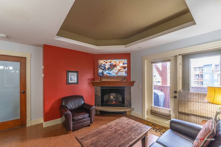 Aurora Suite With Indoor Pool / Hot Tub / Parking - Canmore