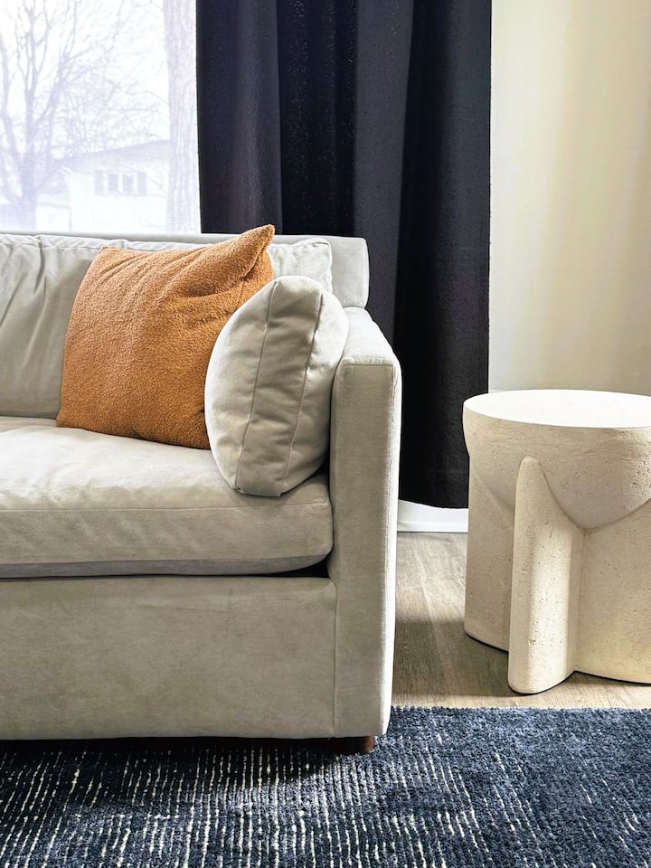 Modern Cozy House Near Hospitals, Pet Friendly - Worth, IL