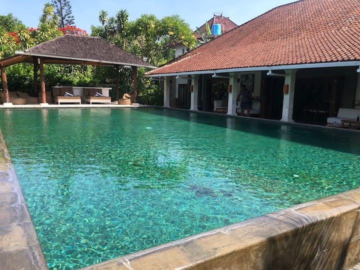 Beachside Luxury Private Villa In Sanur - Sanur