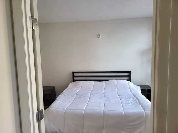 2br Pentagon City Apt - Arlington, VA