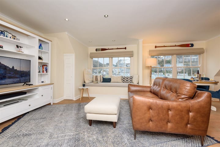 Sundew - Beautiful Town Centre Apartment - Polperro
