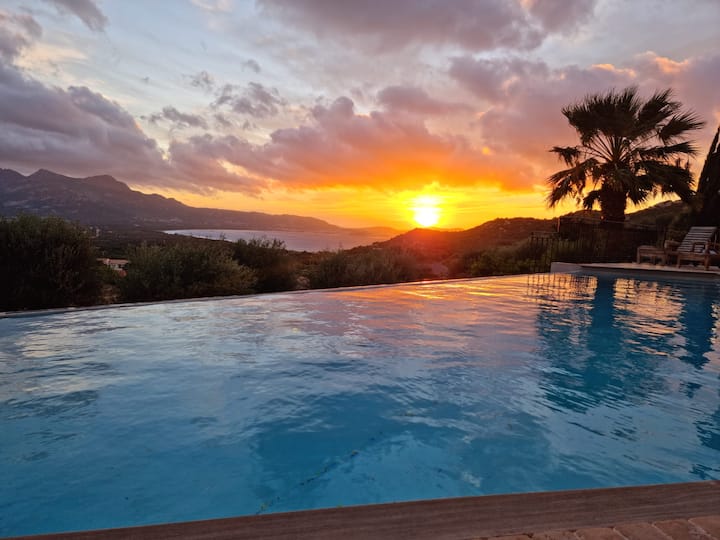 Villa Piscine  Vue Baie à Lumio - Lumio