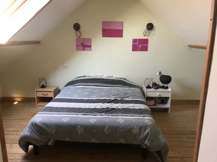 Chambre + Salon Au Dernier éTage - Saint-Lô