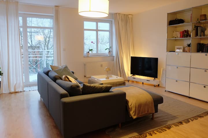 Schönes Apartment Am Stadtpark - Aéroport de Hambourg (HAM)