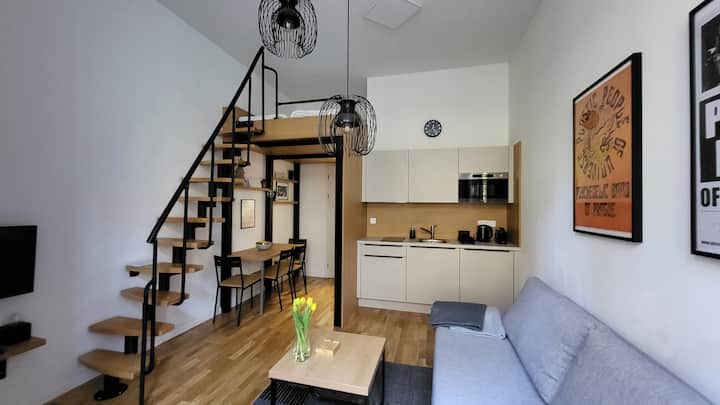 Endless Jecna - Prága