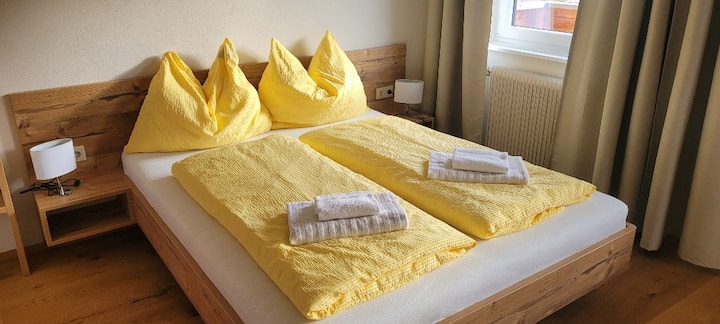 Neuwertige Zimmer Mit Frühstück - Gmunden