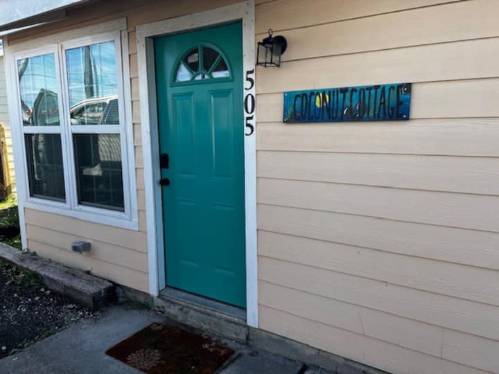 Coconut Cottage - Aransas Pass, TX