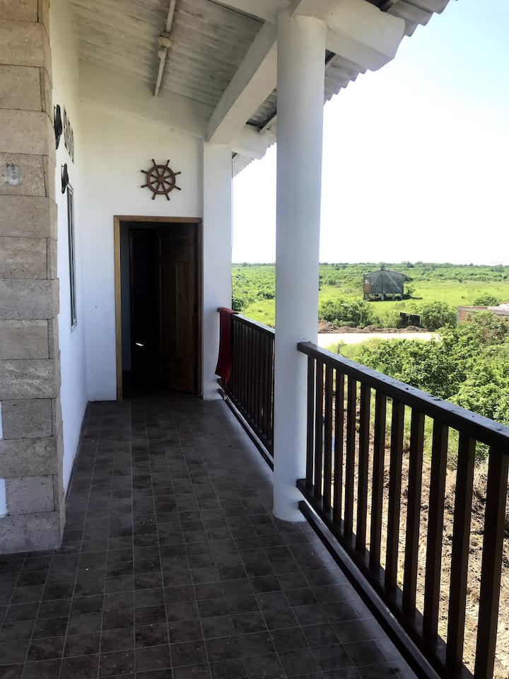 Casa Amplia Familiar En Ayangue - Ayangue