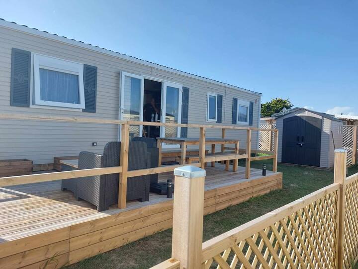 Mobil Home En Bord De Mer - Lesconil