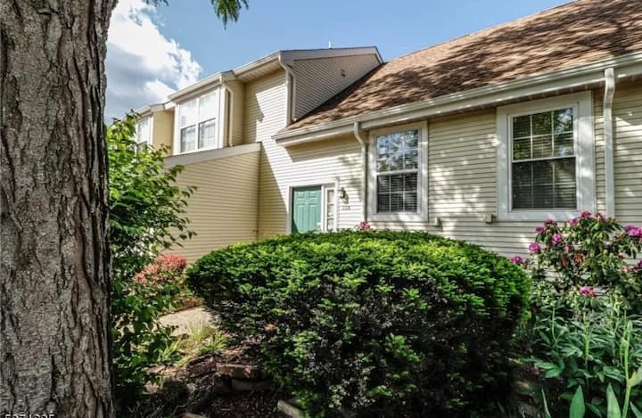 Private Room In Shared Home - Highland Park, NJ