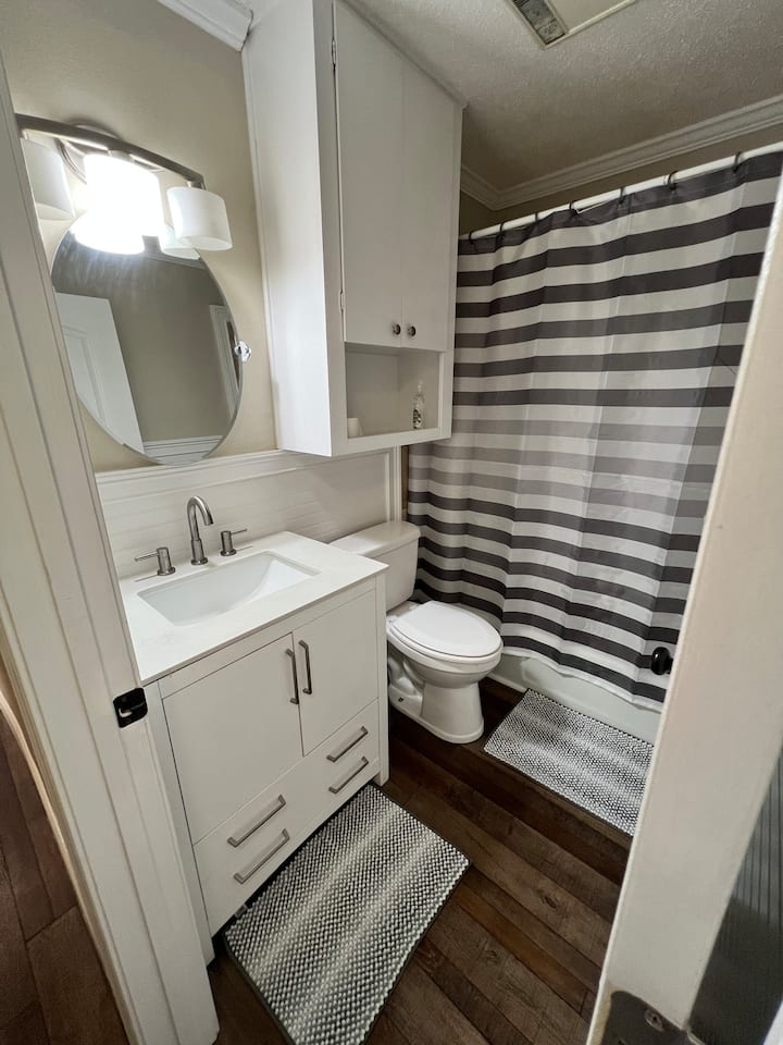 Sleeps8/coliseum/airport/hospital - Alexandria, LA