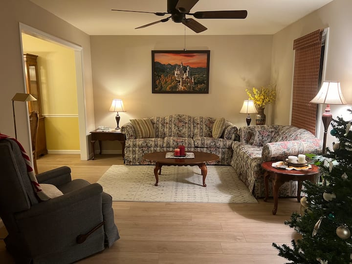 Cozy Home In Oxford Oh, Close To Miami U - Hueston Woods State Park, College Corner