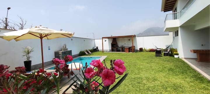 Apacible Casa De Campo Familiar- Casa Ribera Este. - Lima