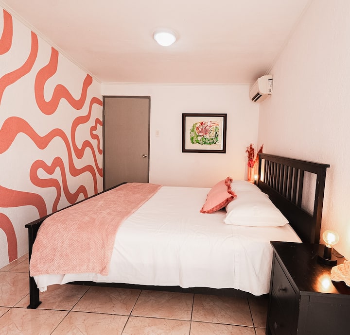 Cozy Bedroom On A Historic Site - Near Beaches - Curaçao