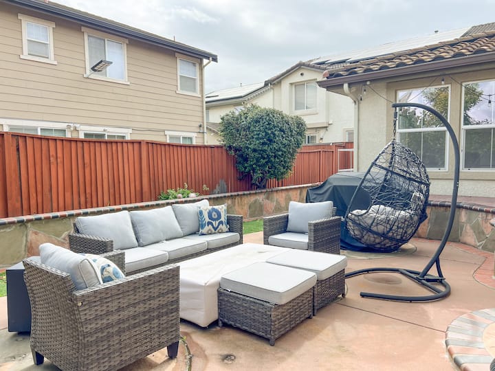 New! 3bed 2.5ba Home Close To Silicon Valley - Hayward, CA