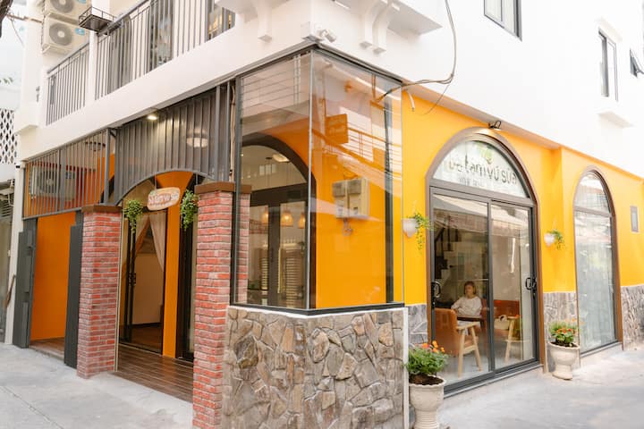 Entire House 7 Rooms 8 Baths In Center Sai Gon - ホーチミン