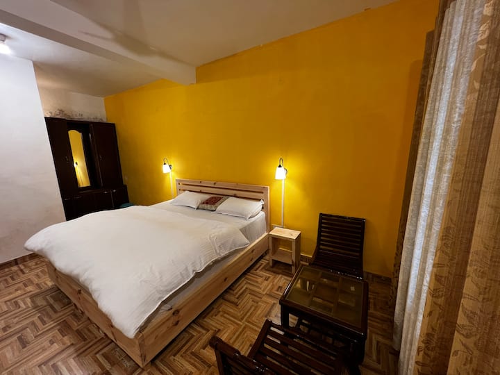 Uday Homestay - Deluxe Room - Long Stay - Bir