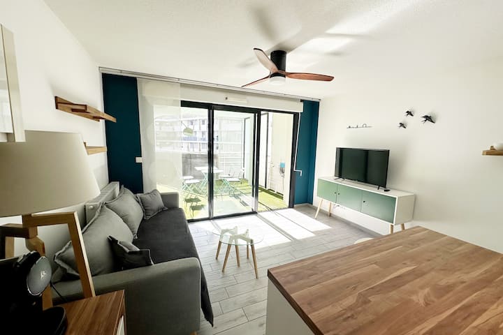 Bel Appart Design 2ch, Mairie, Pkg, Wifi, Terrasse - Montpellier