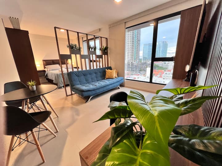 Sky Views 12th - Equipetrol - Piscina Rooftop - Bolivia