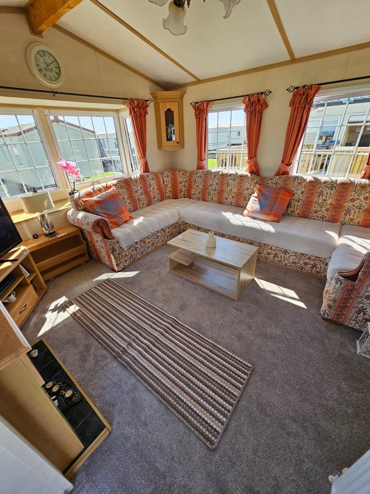 Static Caravan For Rental - Annalong
