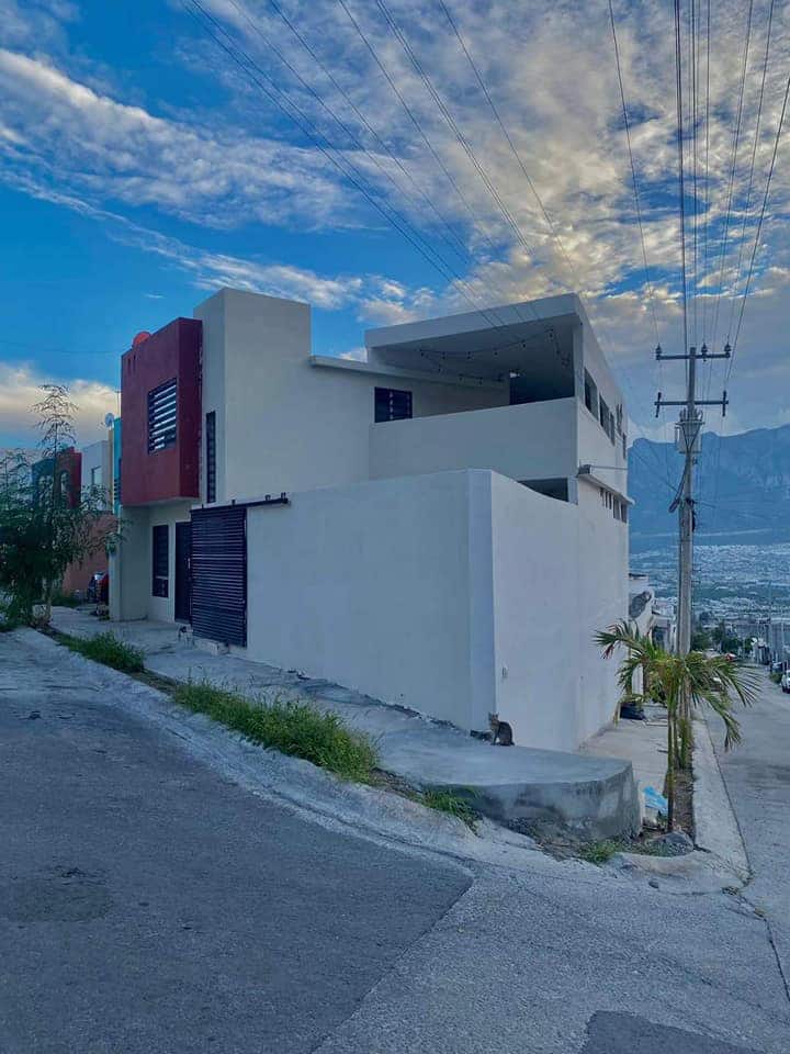 Billar, Alberca Y Terraza - Santa Catarina