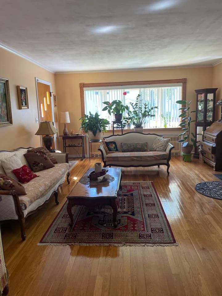 Garden Gateway Minutes From Yale - New Haven, CT