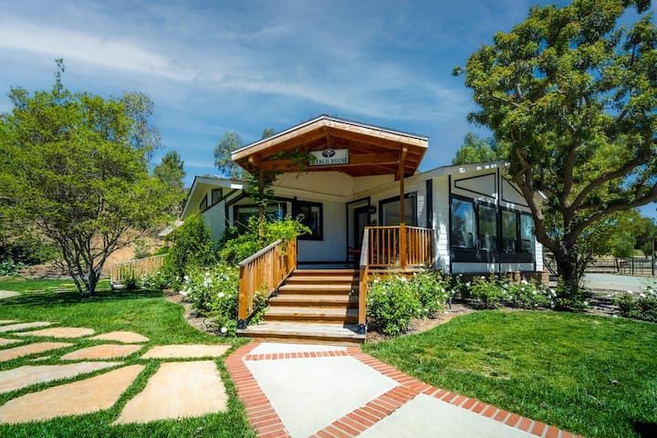 Ranch House On 70 Acre Ranch - Temecula, CA