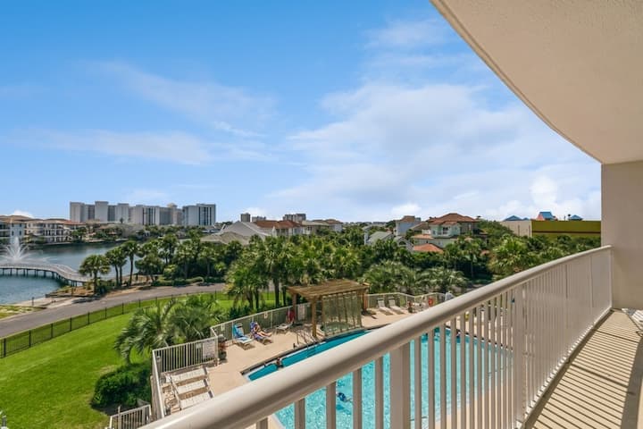 Paradise In Destin - Scenic Views/hot Tubs - Destin, FL
