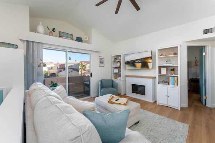 The Lakeshore Village Haven - Lake Havasu City, AZ