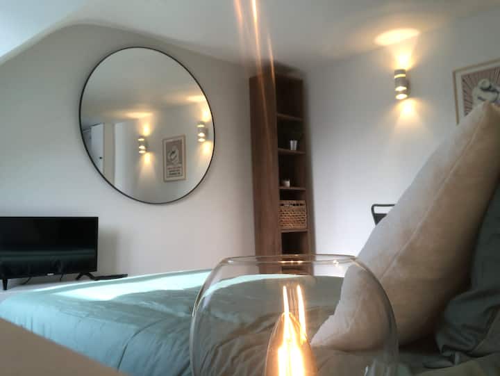 Newly Renovated Studio, Fully Equiped - Paris