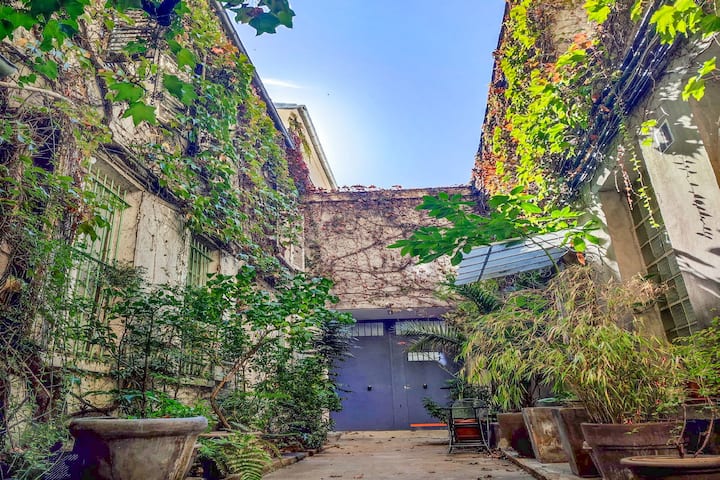 New Townhouse 9p / Paris 10 - Paris
