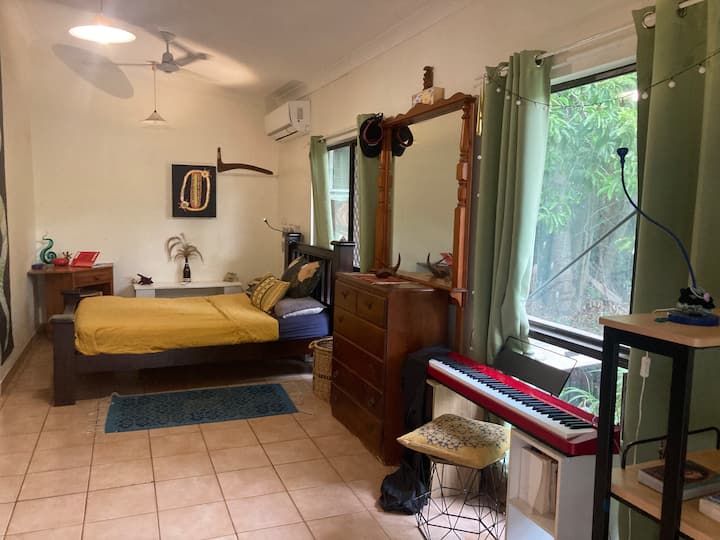 The Secret Garden Suite - Darwin
