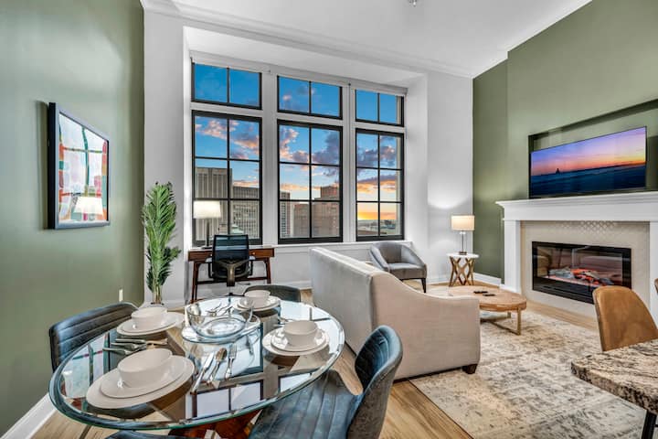 Luxury Condo Heart Of Downtown | 98/100 Walk Score - Cleveland, OH