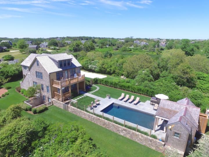 Book Your Labor Day Vacation! - Nantucket, MA