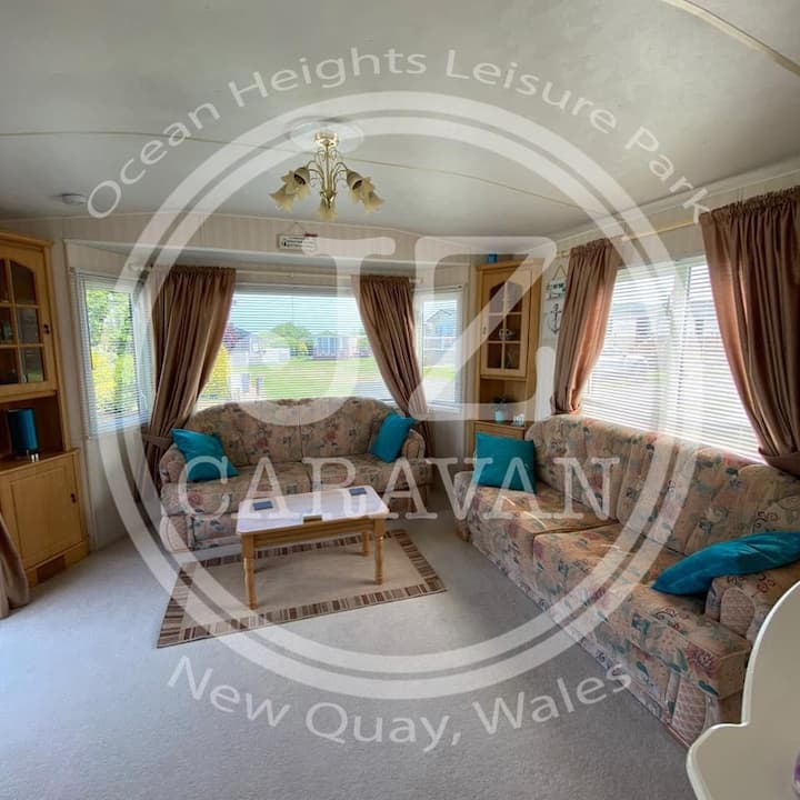 Caravan Sleeps 4 People 2 Night Minimum Stay - Llangrannog