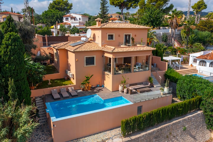 Villa Vistes · Cala Baladrar · Piscine Infinity - Benissa