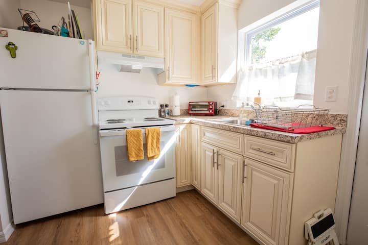 Eclectic Cottage Lake Worth-great For Long Stays - Lake Worth, FL