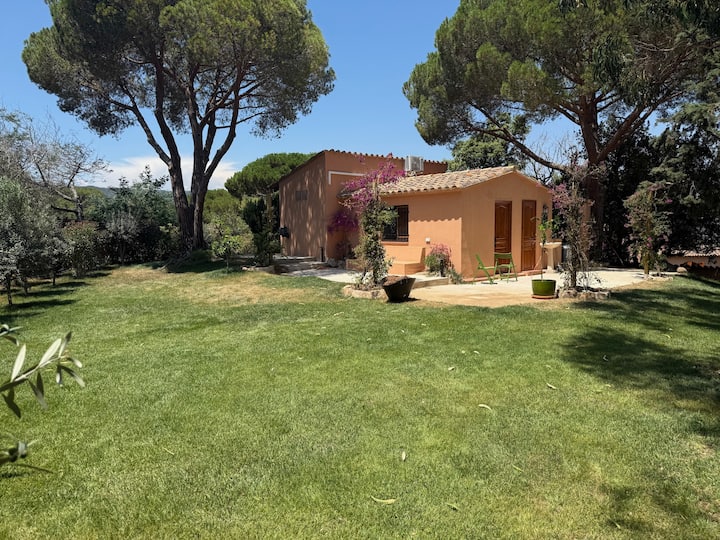 La Casita

 + Large Garden And Views - Palamós