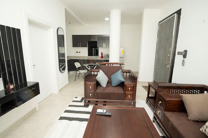 Cantonments Bliss|
Near Airport| Peterjamescourt - Accra